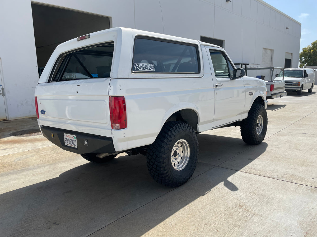 John Sr's '93 Ford Bronco – ohhchofab